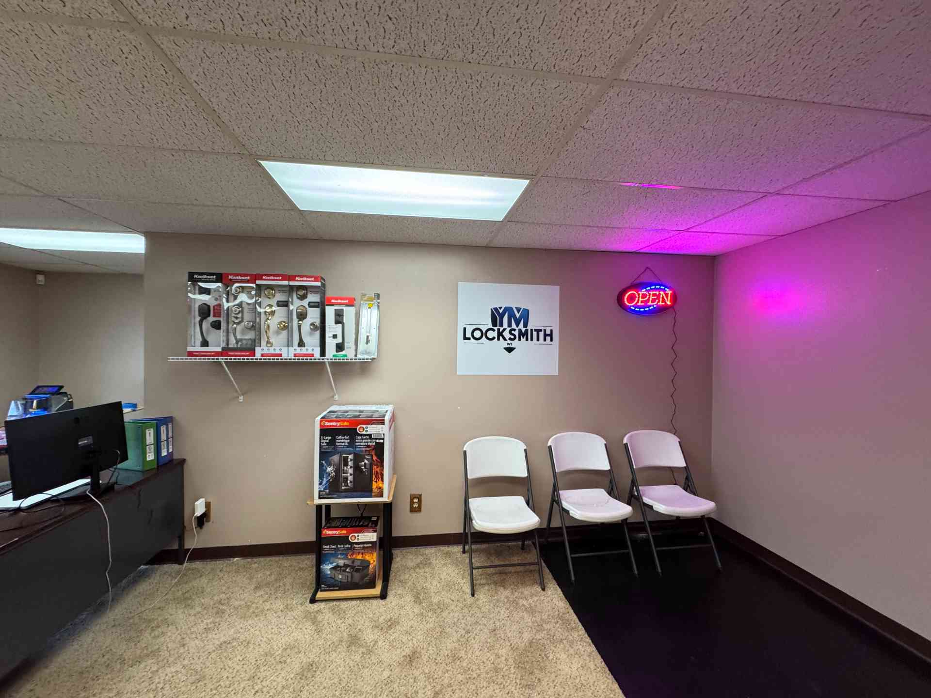 Locksmith Milwaukee: Trusted Mobile Locksmiths - 15 Min ETA